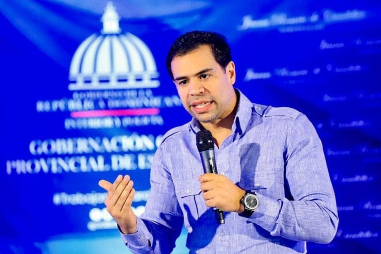 Roberto Ángel Salcedo Es Nombrado Director De La Propeep » Express Diario