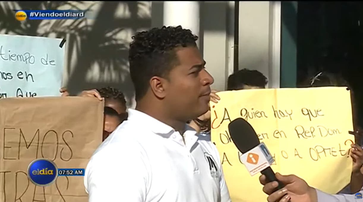 Empleados De Metro Continúan Protestando En Demandas De Reclamos ...