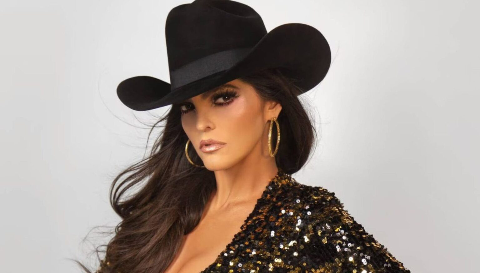 Ana Bárbara Afirma Tiene 30 Años Llevando Buena Música Al Mundo ...